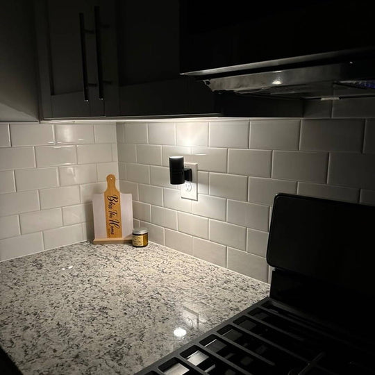 PLUGIFY One – The Light Supplier DE