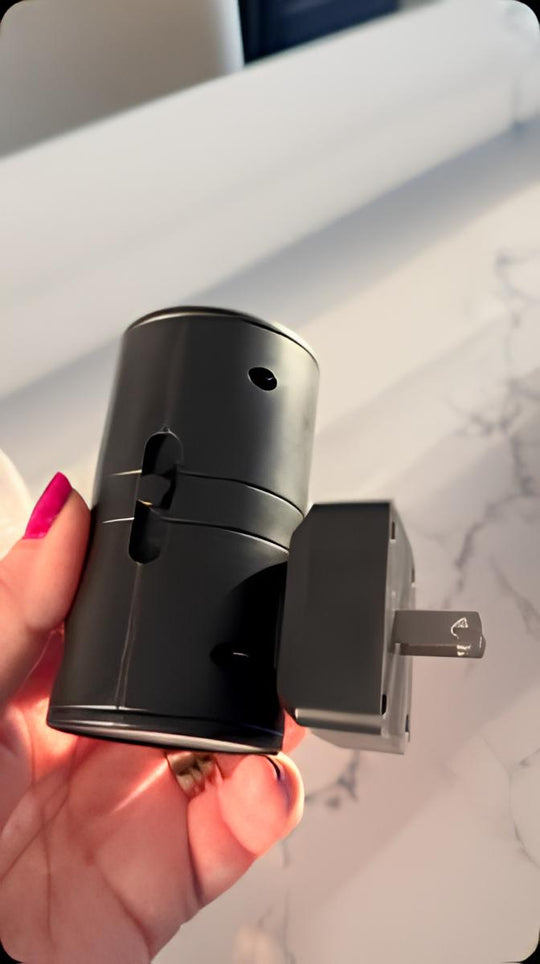 PLUGIFY One – The Light Supplier DE